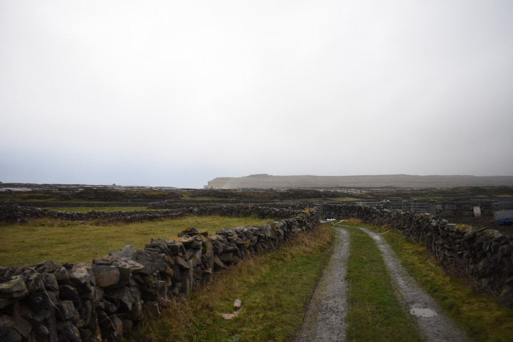 Visiting Inishmore / Inis Mór – Happy Lil’ Traveller
